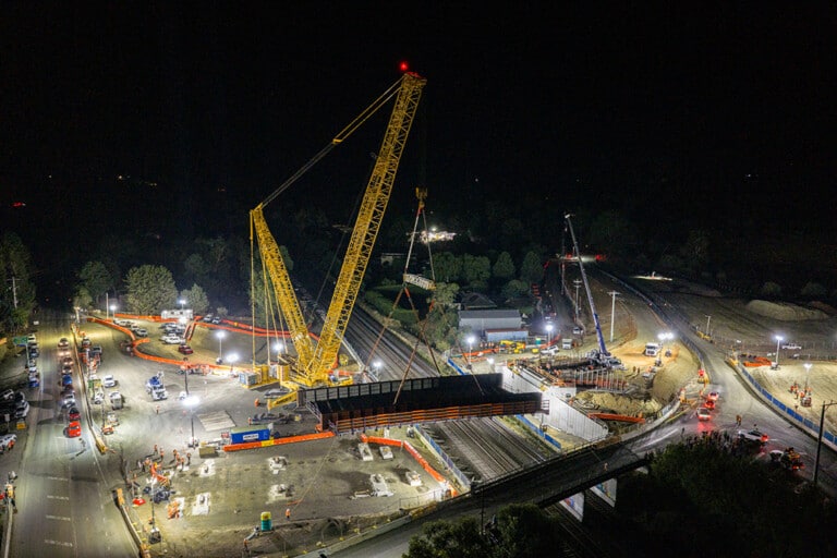 New Inland Rail bridge lifts connectivity and safety - Infrastructure ...